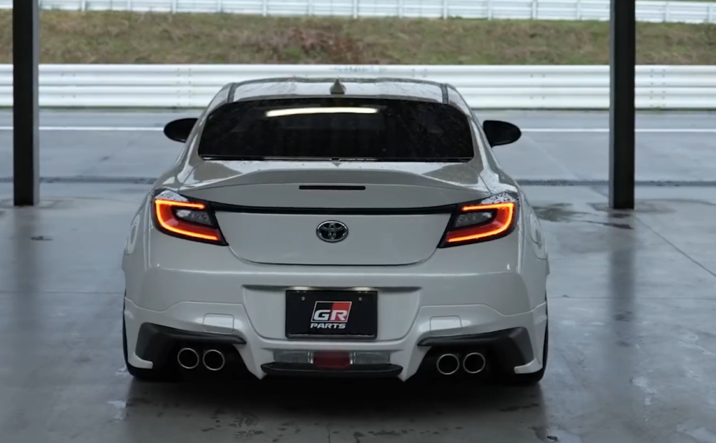 TRD / GR Parts - Trunk Spoiler / Spoiler na klapę bagażnika - Toyota GR86